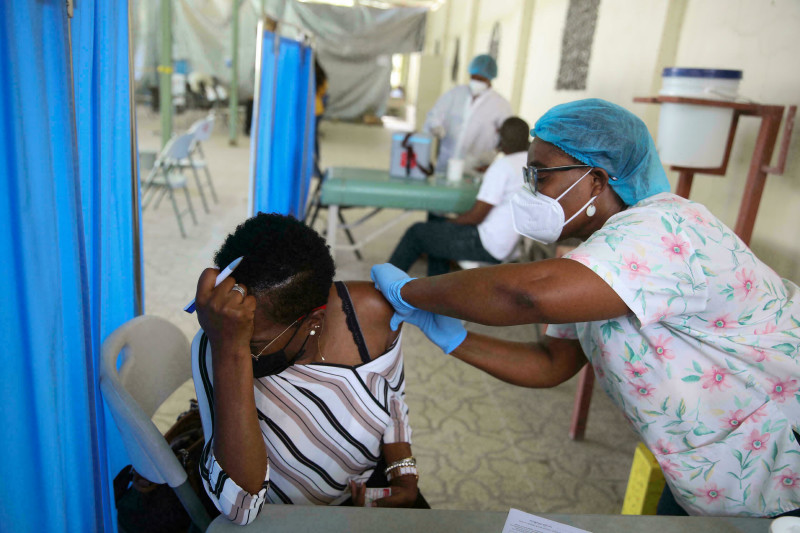 16.000 Haïtiens ont déjà reçu une injection contre le Covid-19 - Le ...